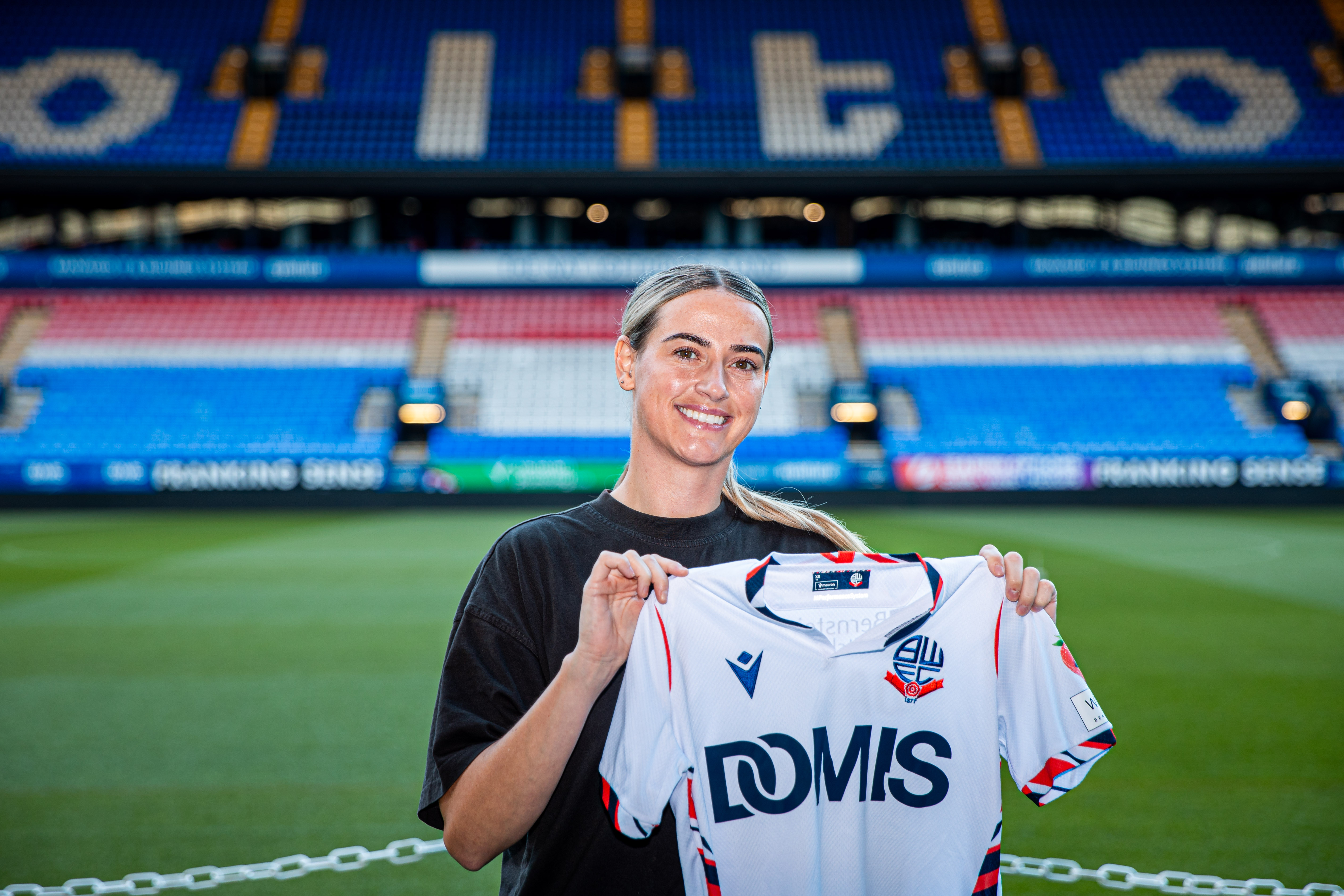 Women | Kayleigh McDonald Joins Wanderers! | Bolton Wanderers FC