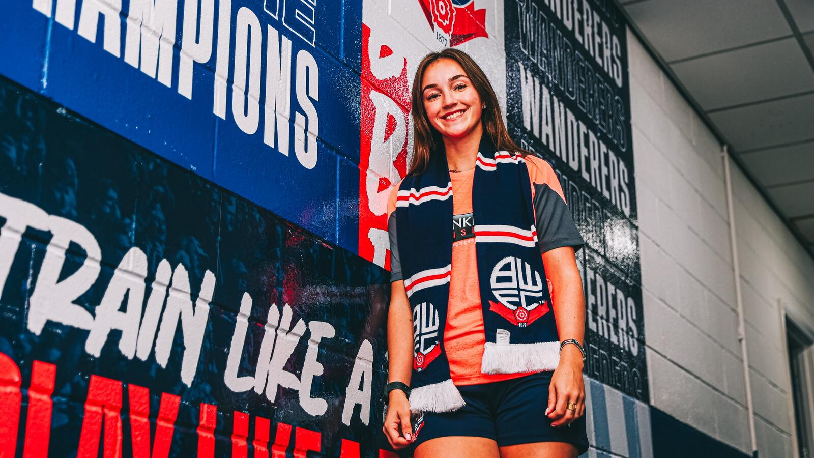 Women | Imogen Longcake Is A Wanderer! | Bolton Wanderers FC