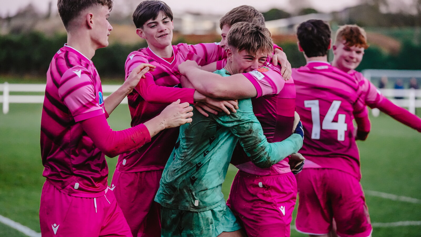 LFA Youth Cup | Blackburn Rovers 3 Wanderers 3 (Wanderers win 4-2 on ...