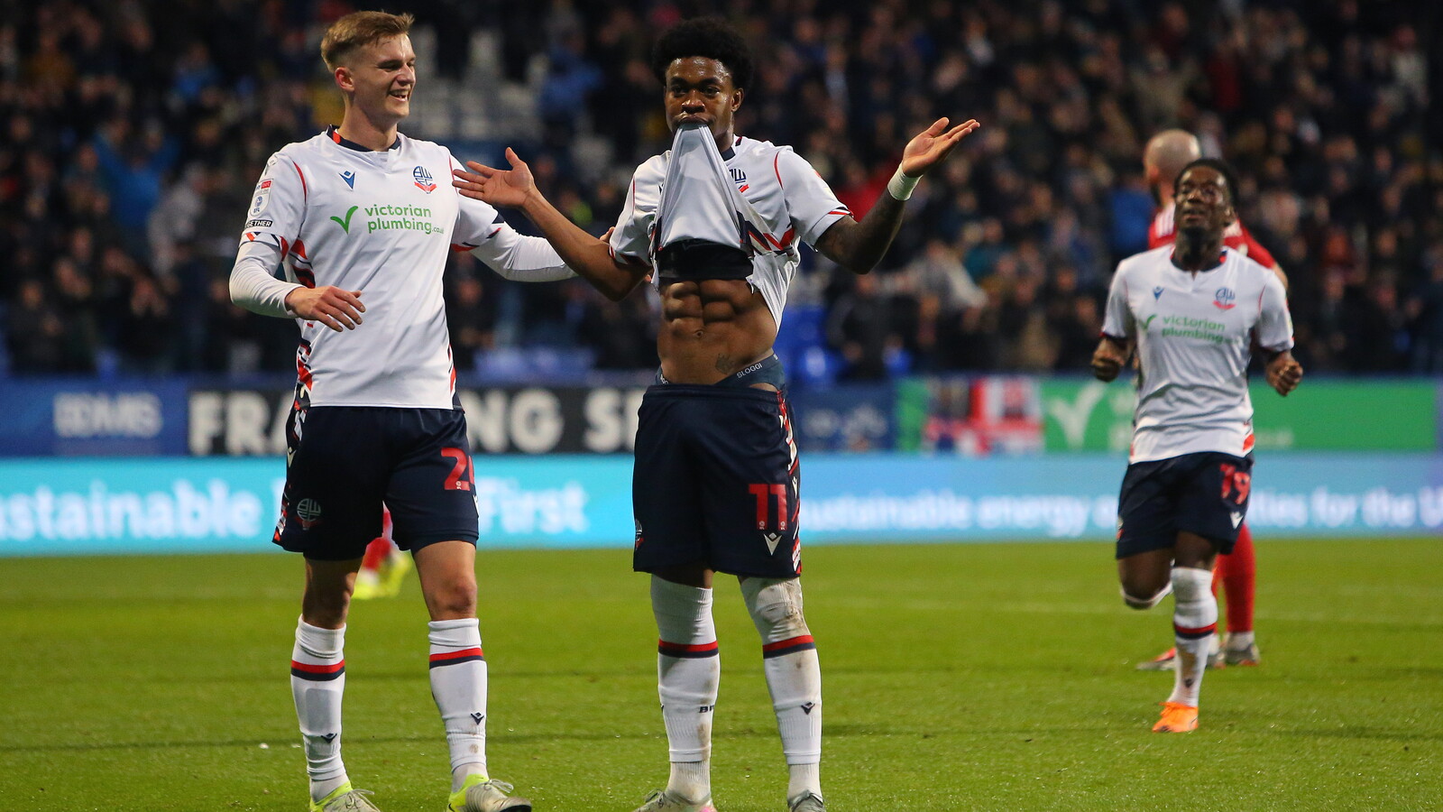 MATCH REPORT | Wanderers 2 Exeter City 1 | Bolton Wanderers FC