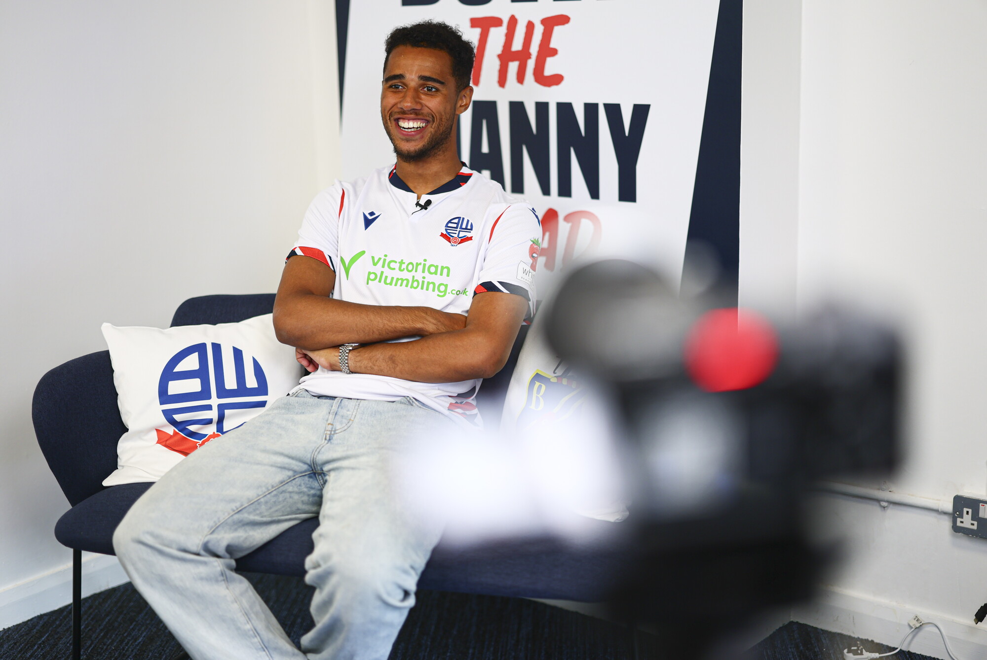 Wanderers Fight Off Interest To Secure Erhahon Signature | Bolton ...