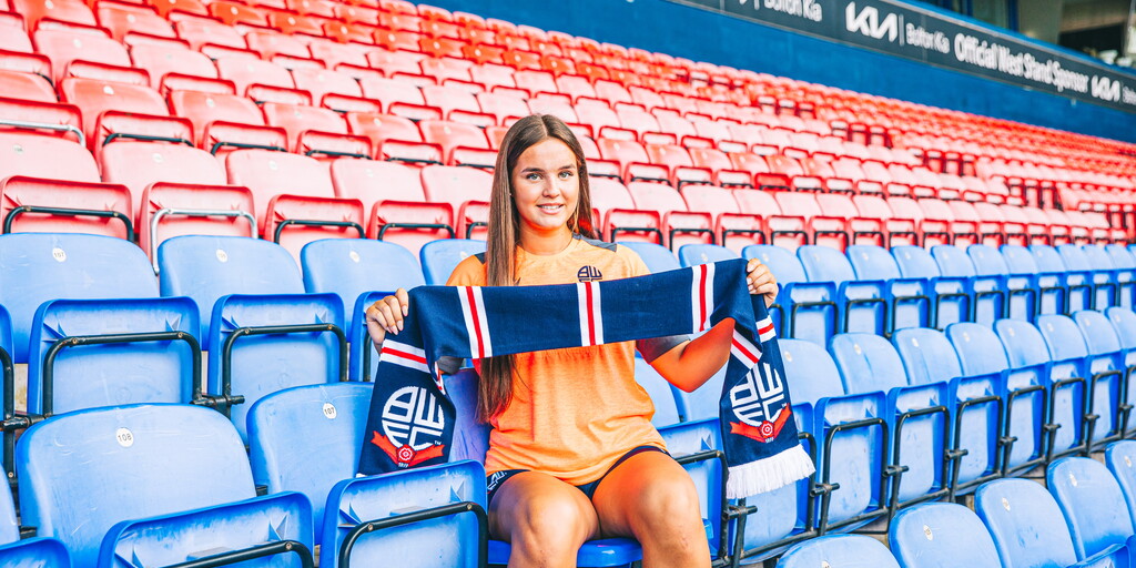 Women | Heidi Clark Bolsters Defensive Line | Bolton Wanderers FC